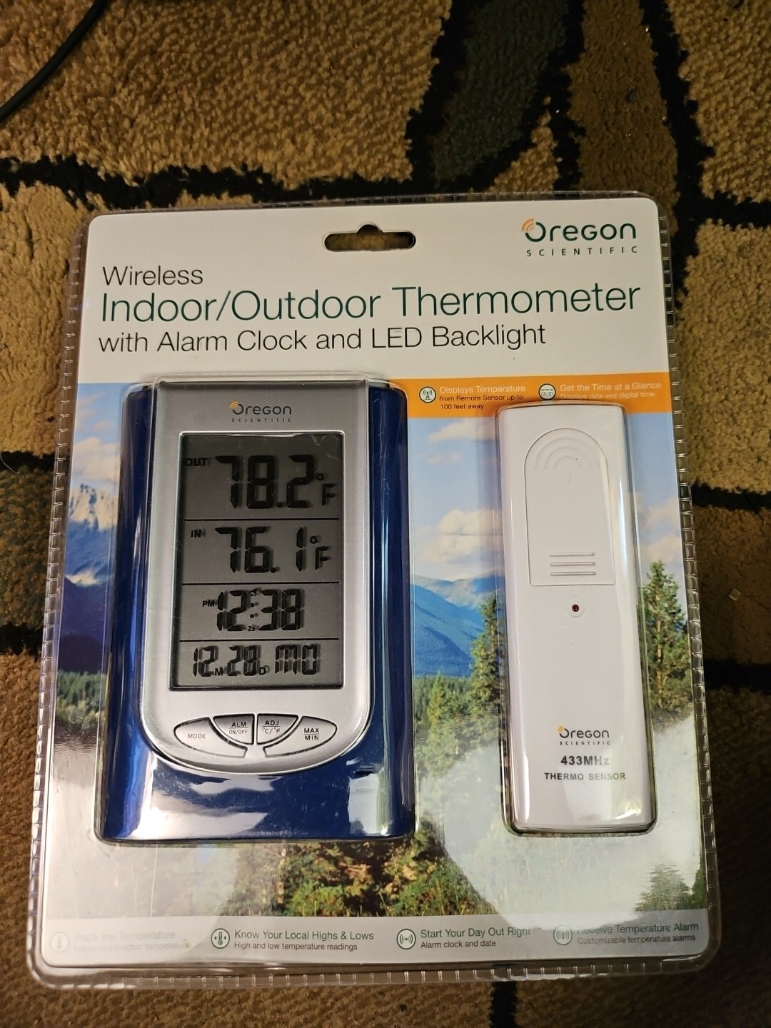 Wireless Indoor/Outdoor Thermometer Alarm Clock LED Backlight Oregon ...