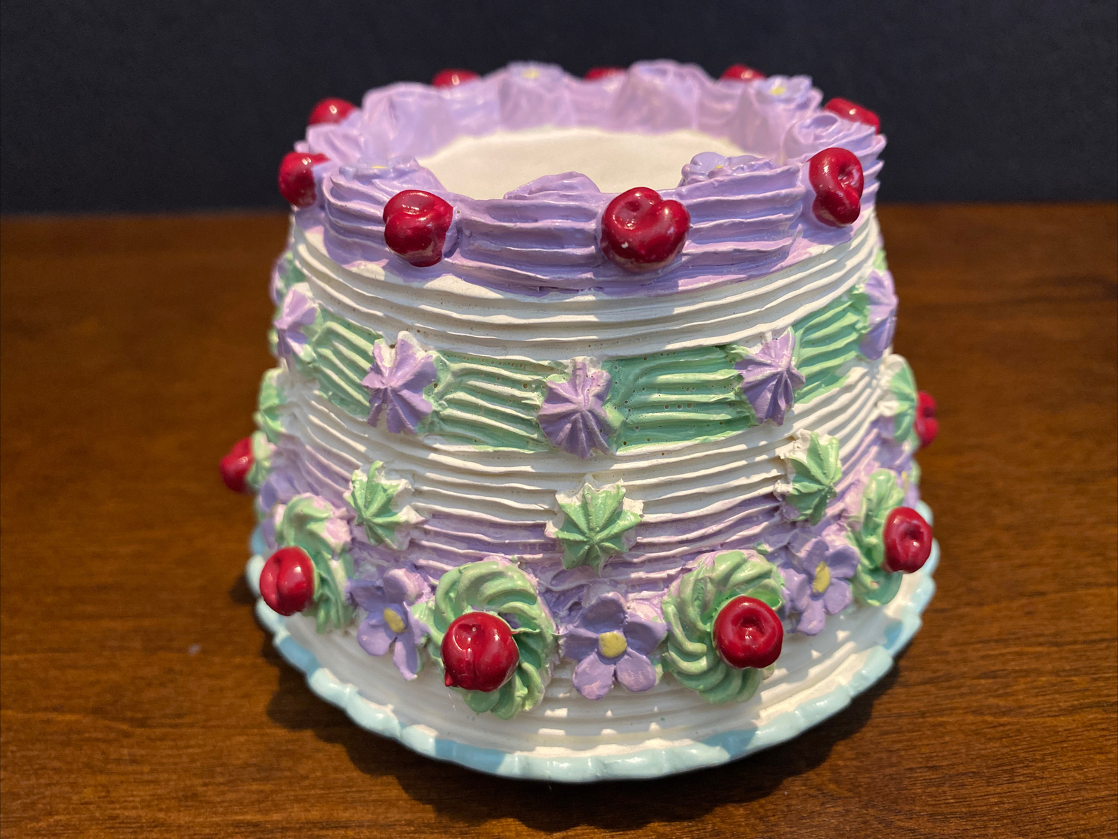 Wizarding Trunk Harry Potter Petunia's Pudding Cake Figurine Dobby ...