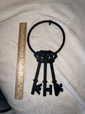 Set of 3 CAST IRON JAIL Keys House RUSTIC WESTERN Prison Key Ring Lock ...