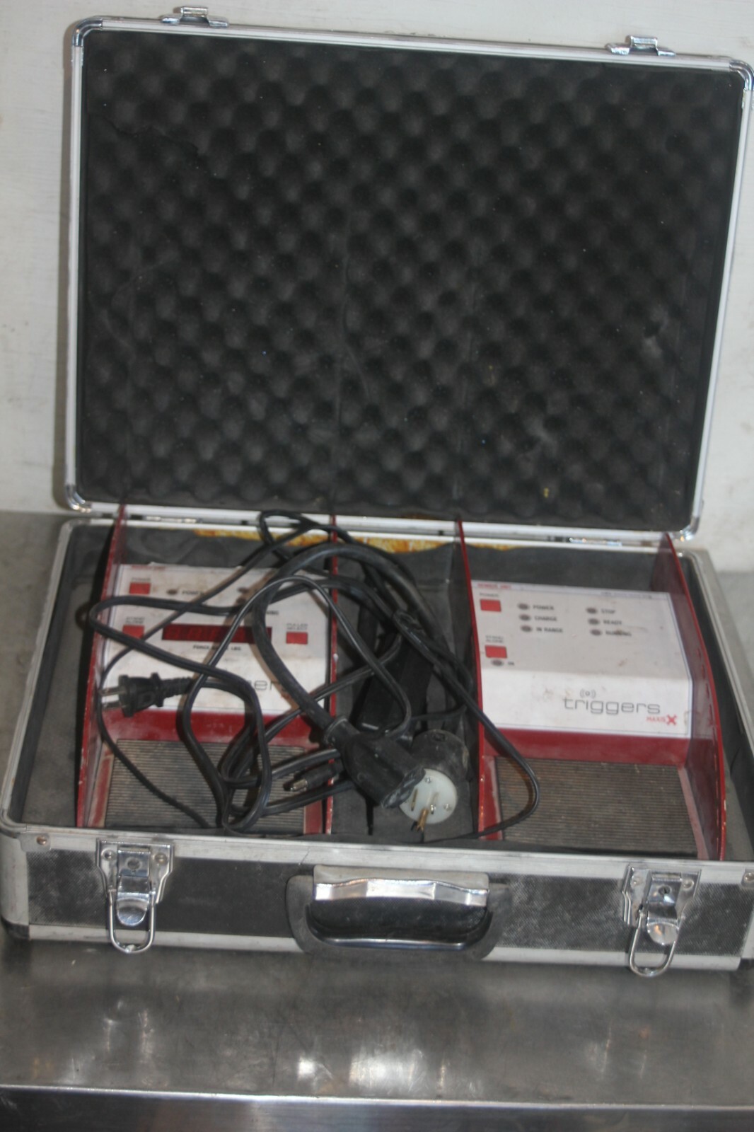 Southwire triggers Maxis Dual Remote Foot Switch | eBay