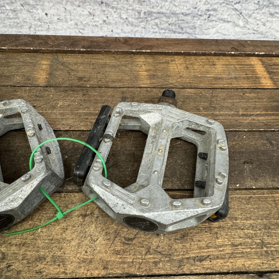 Vintage GT BMX Platform Bike Pedals 1/2 In Silver Alloy Cruiser 90s ...