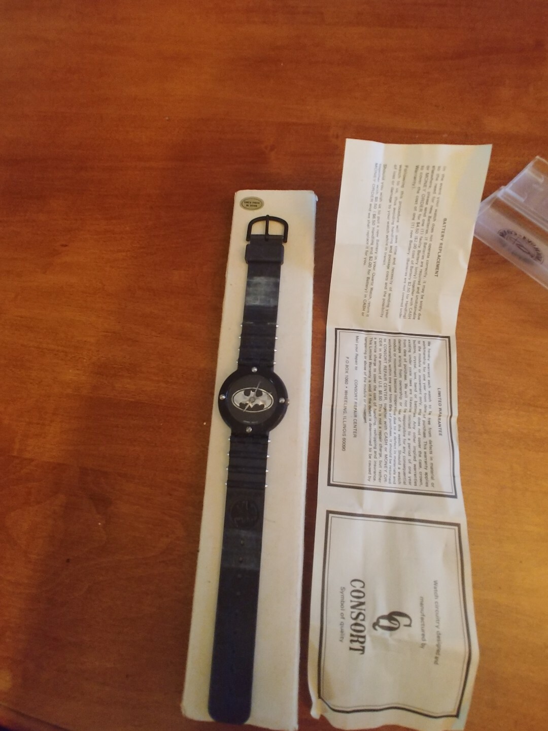 BATMAN COLLECTIBLE WRIST WATCH BY CONSORT FASHION CORPS - DC COMICS ...