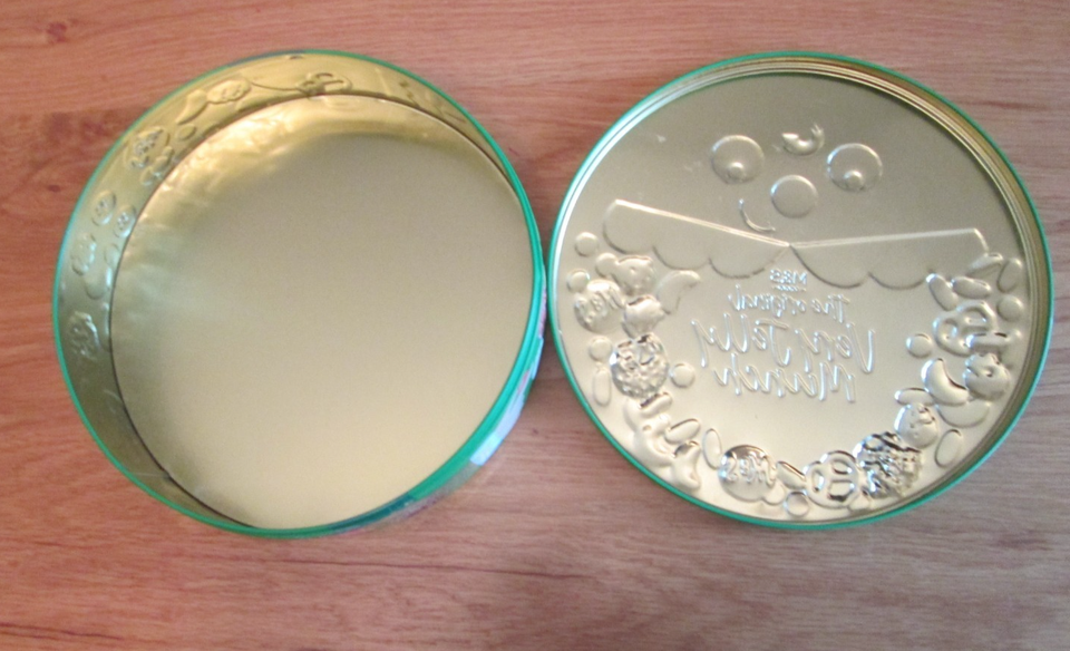 EMPTY M&S Collectible Tin The Original Very Jelly Munch Christmas Elf ...