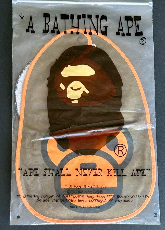 New Unused A BATHING APE BABY MILO Bib Reversible + Washcloth w/ Bag ...