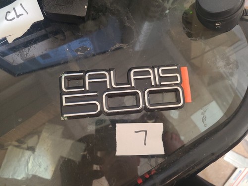 NOS 1980-91 OLDSMOBILE CUTLASS CALAIS 500 FENDER EMBLEM OEM GM ..BIN 7 ...
