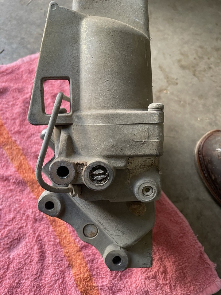 Evinrude Johnson 60 - 300HP Outboard Engine Power Trim & Tilt Unit ...