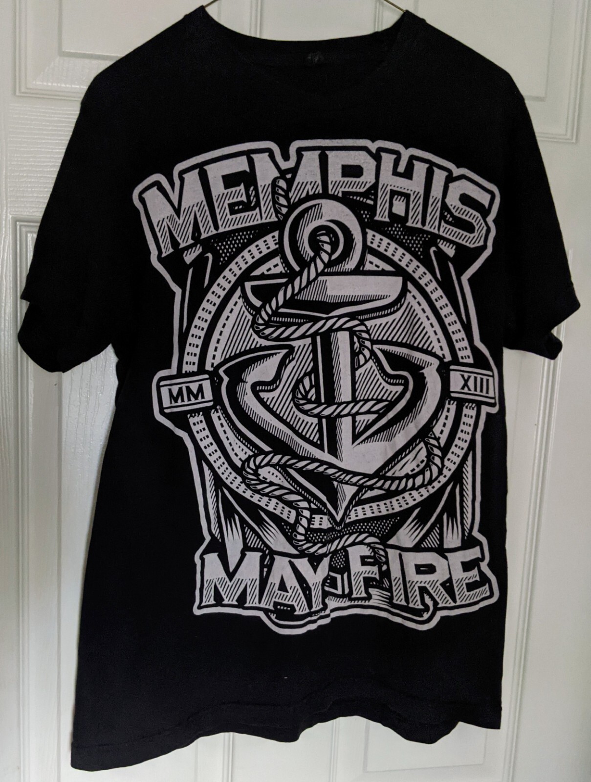 Memphis May Fire Anchor Black Band Merch Stand T-Shir… - Gem