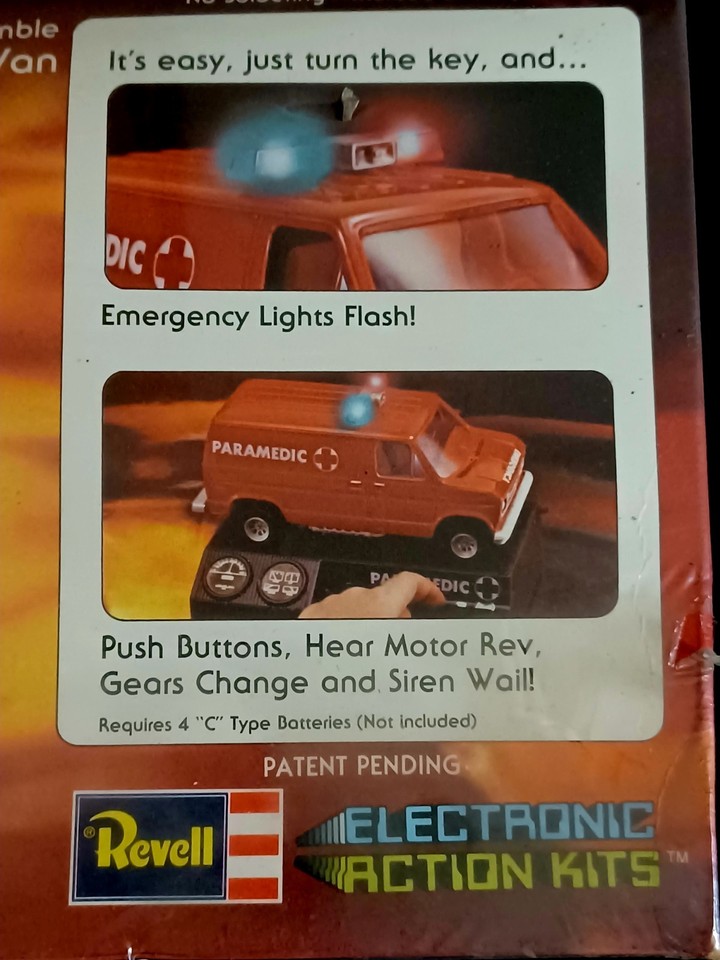 VINTAGE 1978 Revell Paramedic Van Model with Lights-Action-Sound in ...