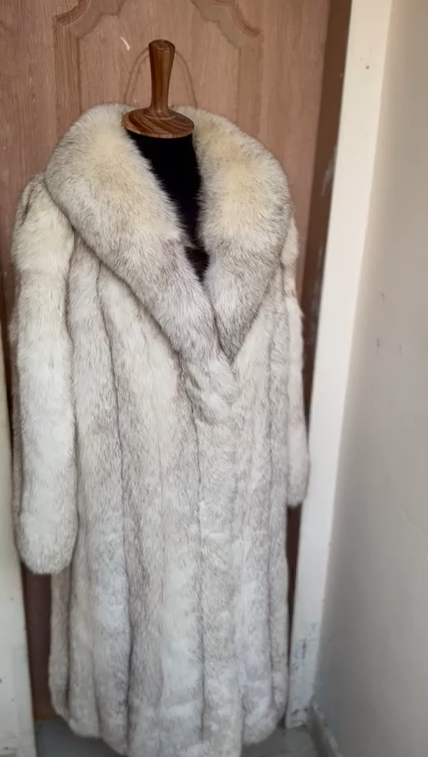 Women's Real BLUE FOX Fur long coat 4XL 48" chest , 48" length | eBay