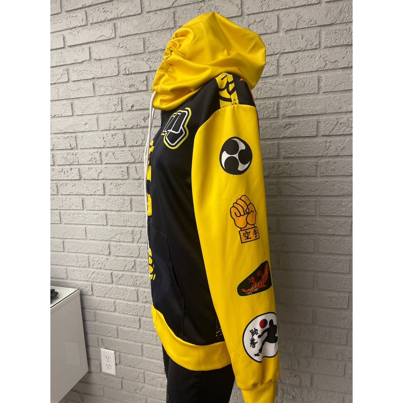 Cobra Kai karate Full Front Zip Hoodie Jacket Size M - Gem