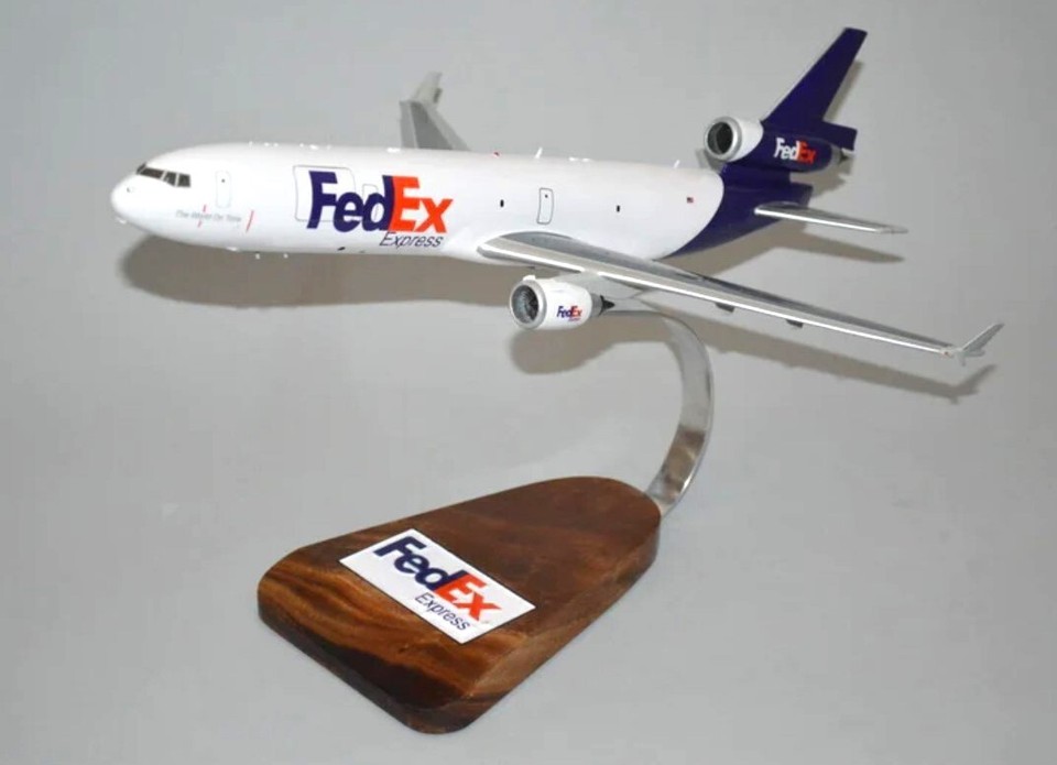 FedEx Express McDonnell Douglas MD-11F Desk Top Display Model 1/144 SC ...