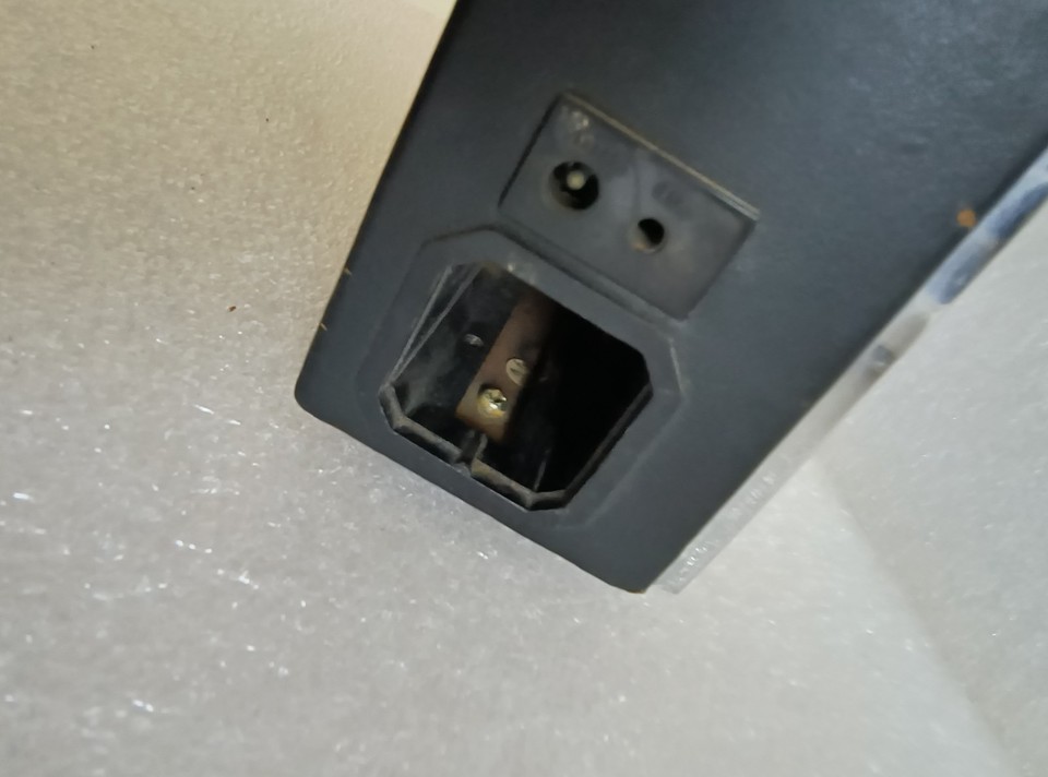 Vintage Transistor Radio - Elgin Model R 2200 | eBay