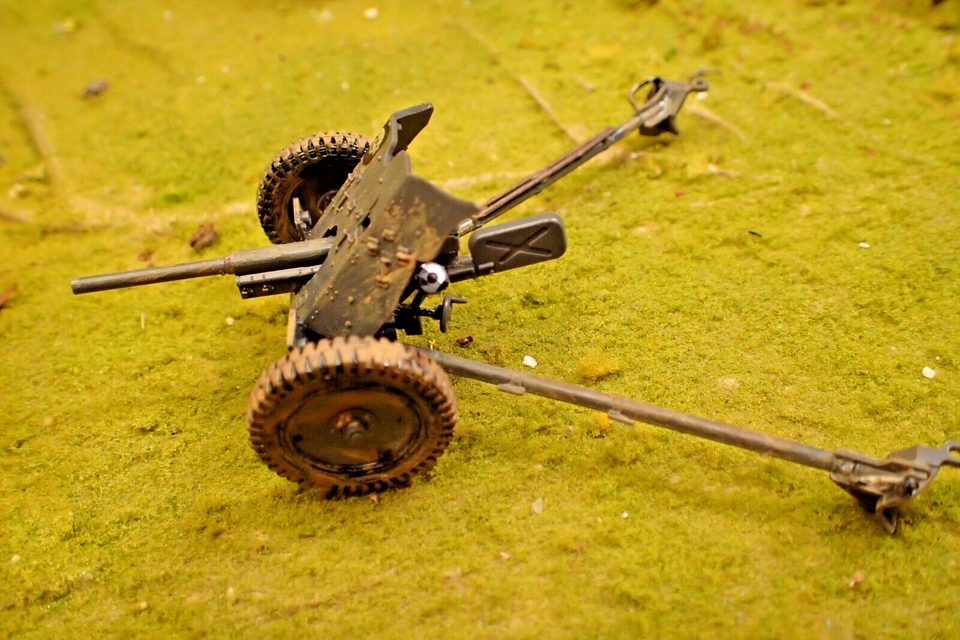 Built Painted Tamiya 1/35 German sdkfz 222, panther Wagen & infantry ...