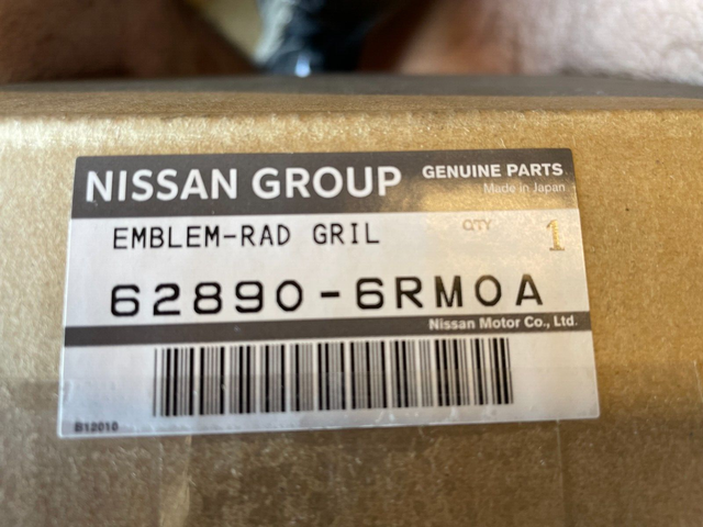Genuine Nissan OE Emblem Front 62890-6RM0A for sale online | eBay