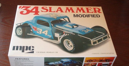 Ford '34 Slammer Modified Dirt Track Car 1:25 scale MPC Round2Models ...