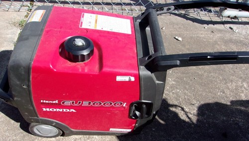 Honda EU3000i Generator Inverter 3000Watt Great Used Condition Local ...