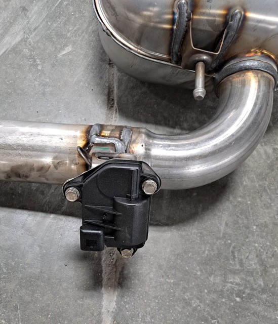 2016-2017 OEM BMW 7 Series Actuator Drive Exhaust Valve 18308623424 ...