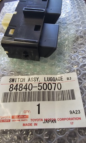 Lexus LS500 LS500h Fuel & Trunk Luggage Lid Release Switch 2018-2022 ...