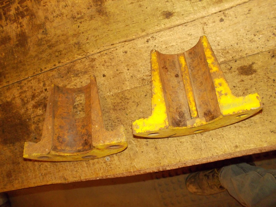 John Deere New Generation JD Tractor wheel wedge brackets pair /set | eBay