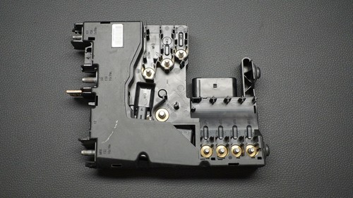 GENUINE MERCEDES BENZ E63 AMG W212 FUSE BOX FUSEBOX / A2125407050 ...