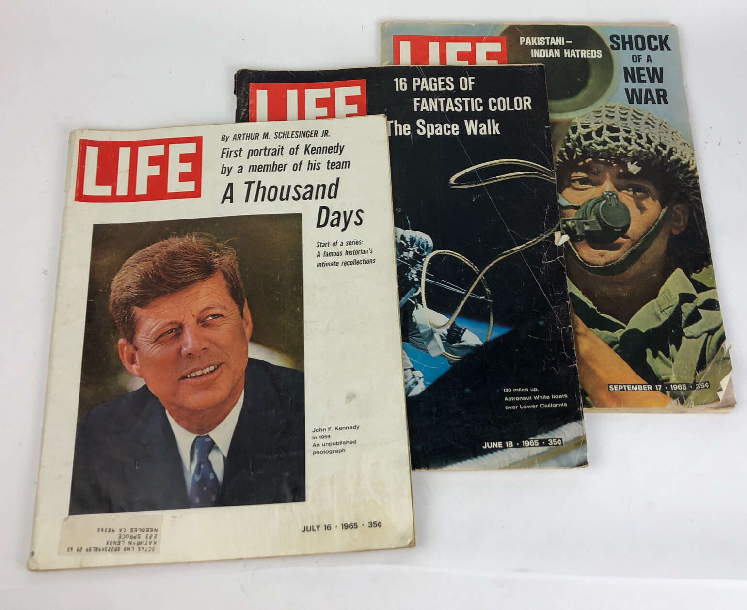 Lot of 3 1965 July 16 June 18 September 17 Life Magazine History Space ...