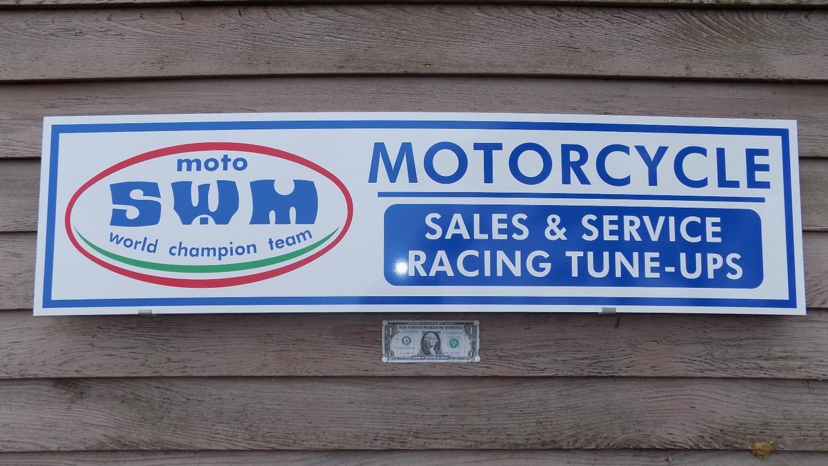 Swm Moto Logo Iemand Ooit Te Maken Gehad Met SWM Motoren? Een