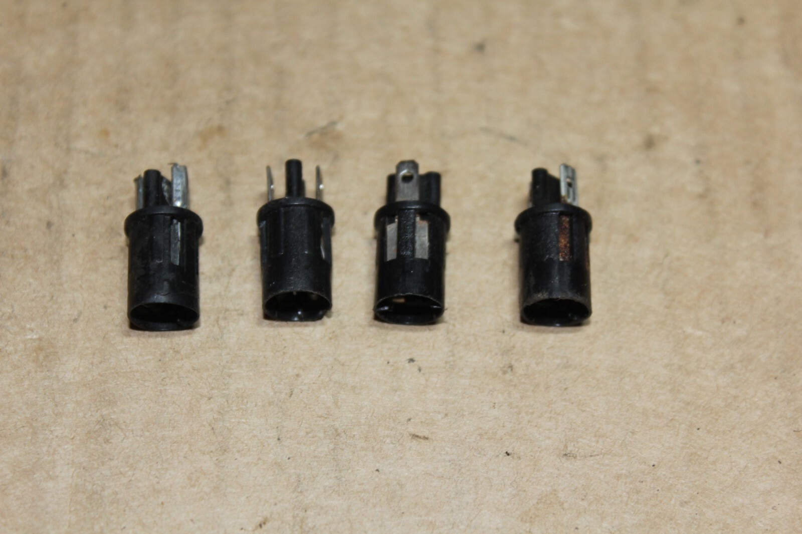 ORIGINAL BMW E30 E21 E12 E28 E34 E23 E32 E31 HEATER CONTROL BULB SOCKET ...