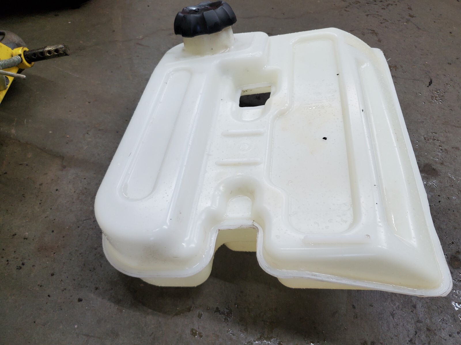 craftsman Husqvarna fuel tank 532179022 179022 DYT4000 DLT3000 | eBay