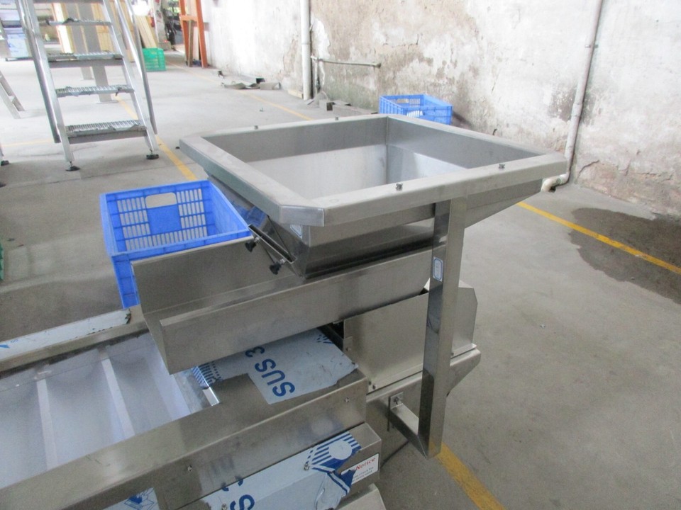 BUCKET ELEVATOR, Stainless Steel Food Grade, 2 Liter Buckets, Variable ...