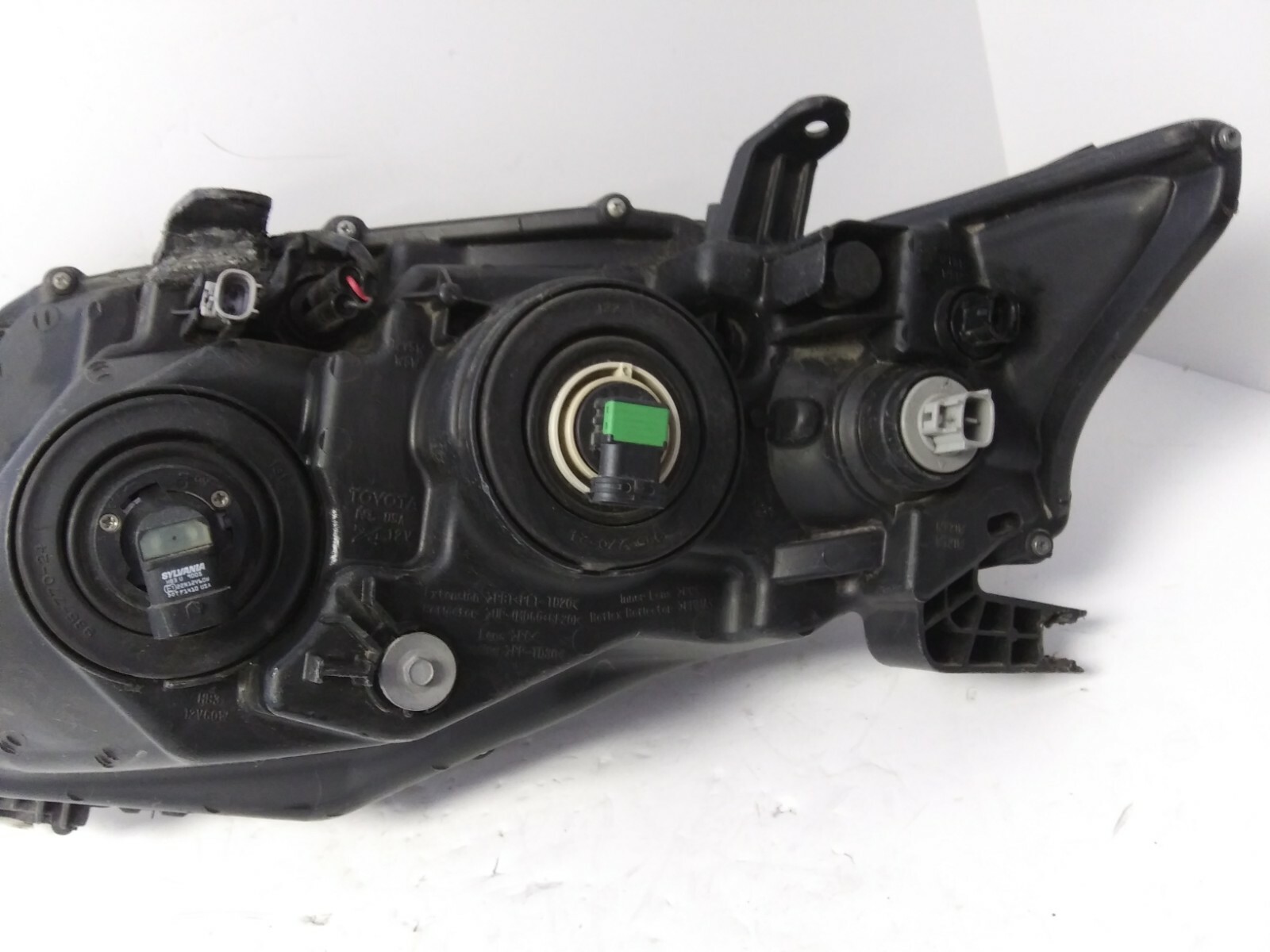 2011-2020 Toyota Sienna Halogen Headlight Right Hand OEM 8111008032 | eBay