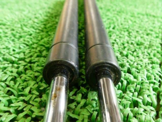 MITSUBISHI Town Box Wide 1999 Tail Gate Damper MR970352 [Used ...