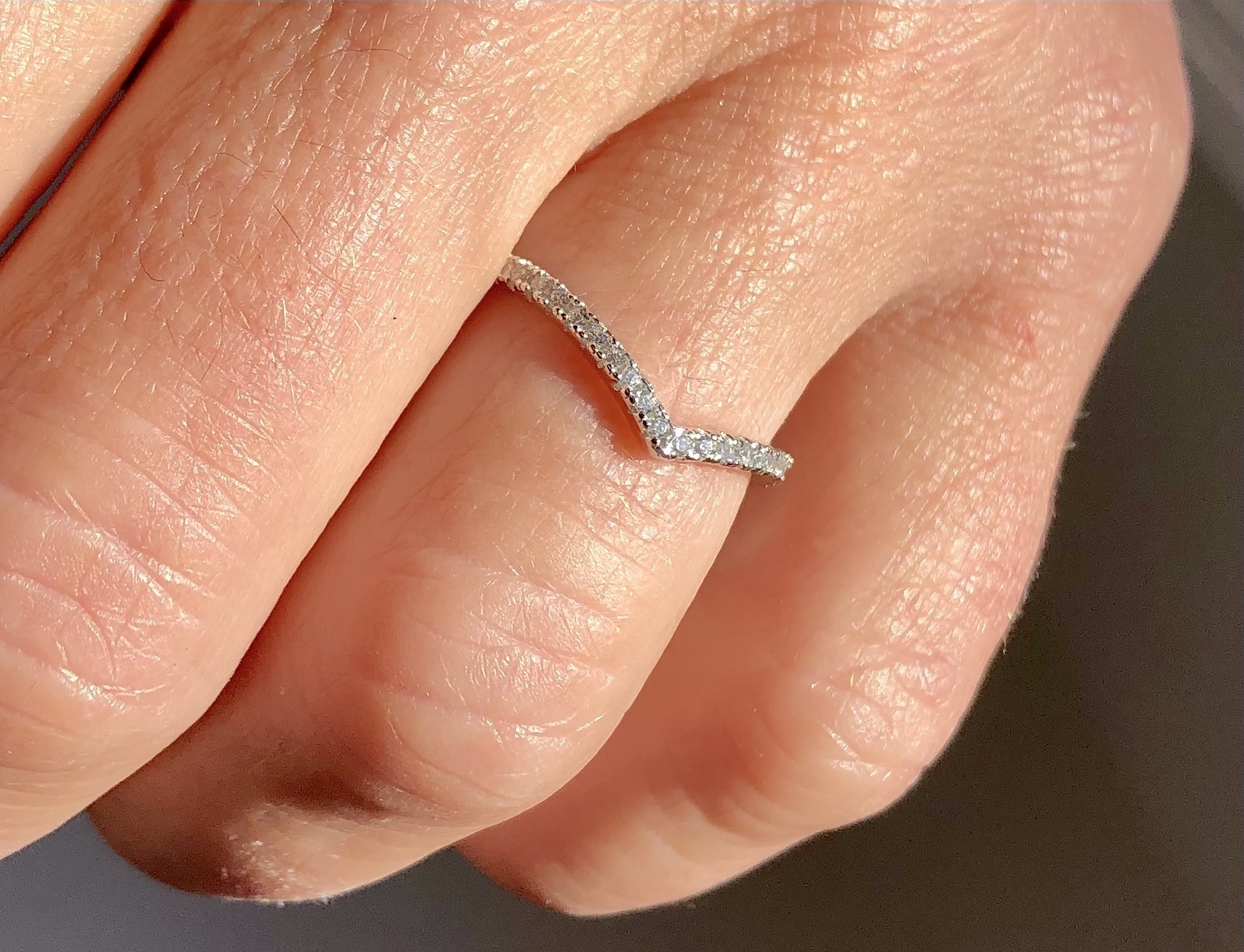 .22Ct Rhodium Plated Chevron V Ring with CZ | eBay