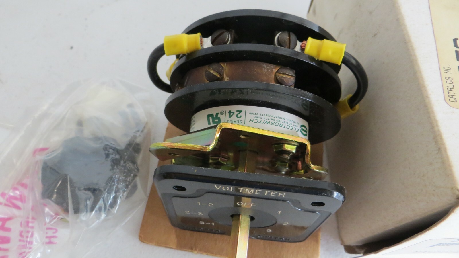 Electroswitch Series 24 2405C Rotary Voltmeter Switch for sale online ...