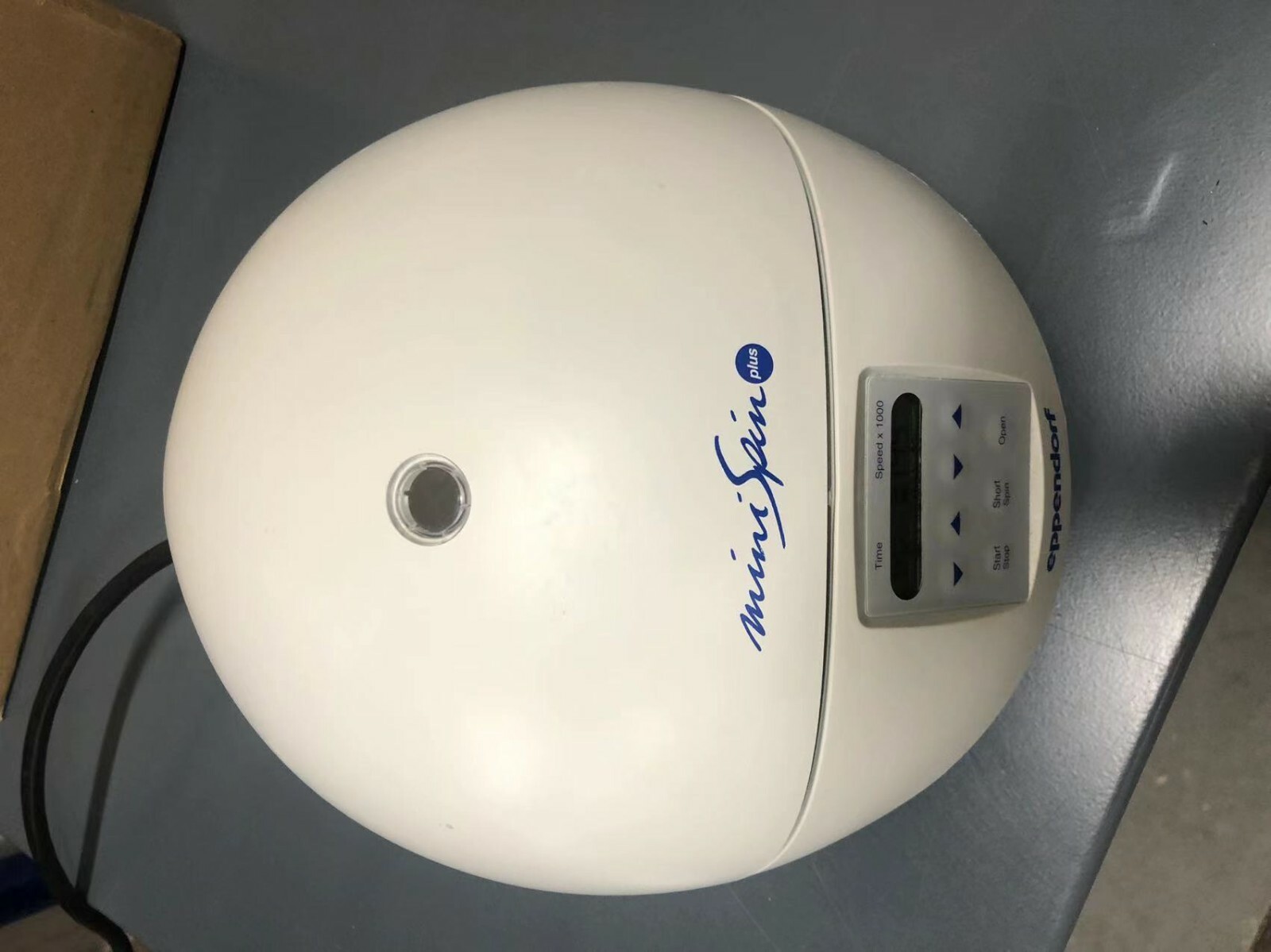 Eppendorf AG Mini Spin Plus 5453 Centrifuge, 22331 Hambrug Speed x1000 ...