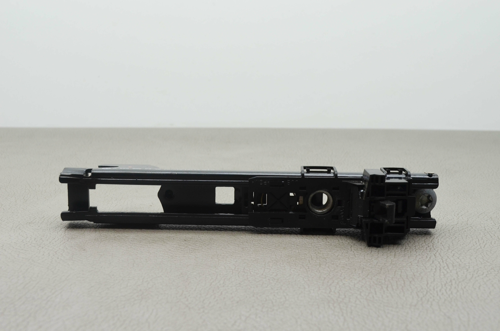 MERCEDES BENZ GLE W166 Front Right Seat Belt Height Adjuster OEM ...