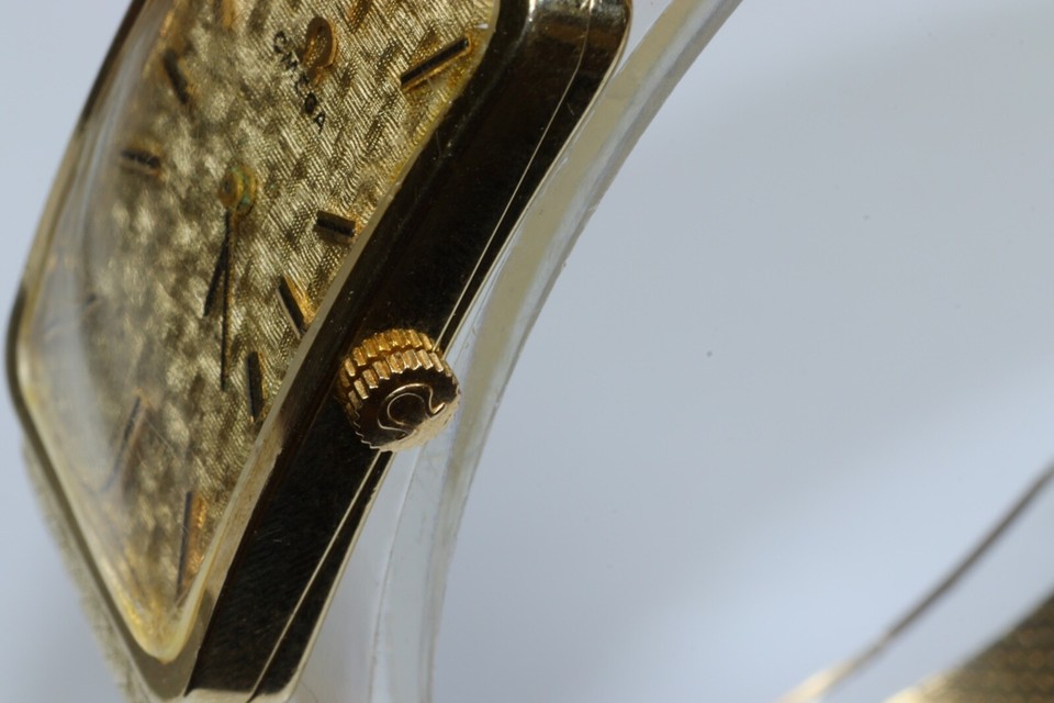 Omega Drivers Unisex Watch solid 14K "Stunning" | eBay