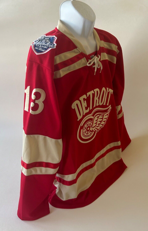 Pavel Datsyuk # 13 Detroit Red Wings NHL Hockey Jersey Size Large / L ...