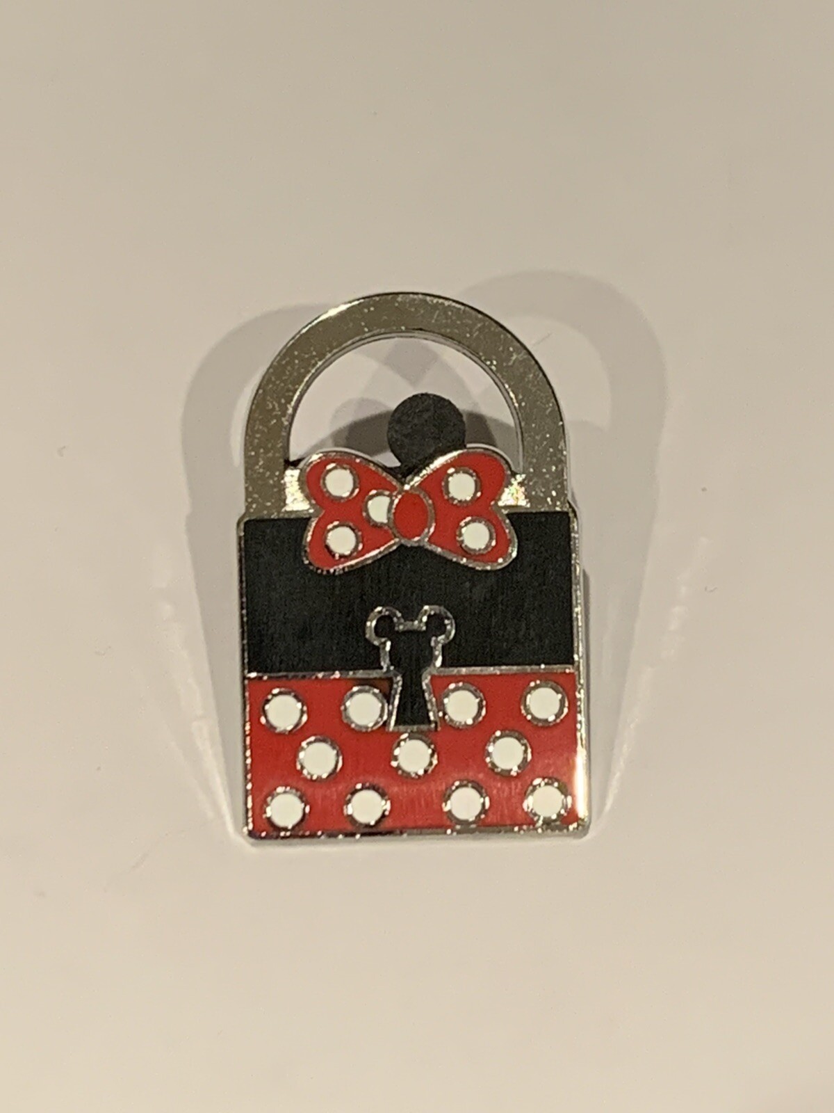 Disney Pin Trading Minnie Mouse Lock Limited Release 2013 Disney Parks ...