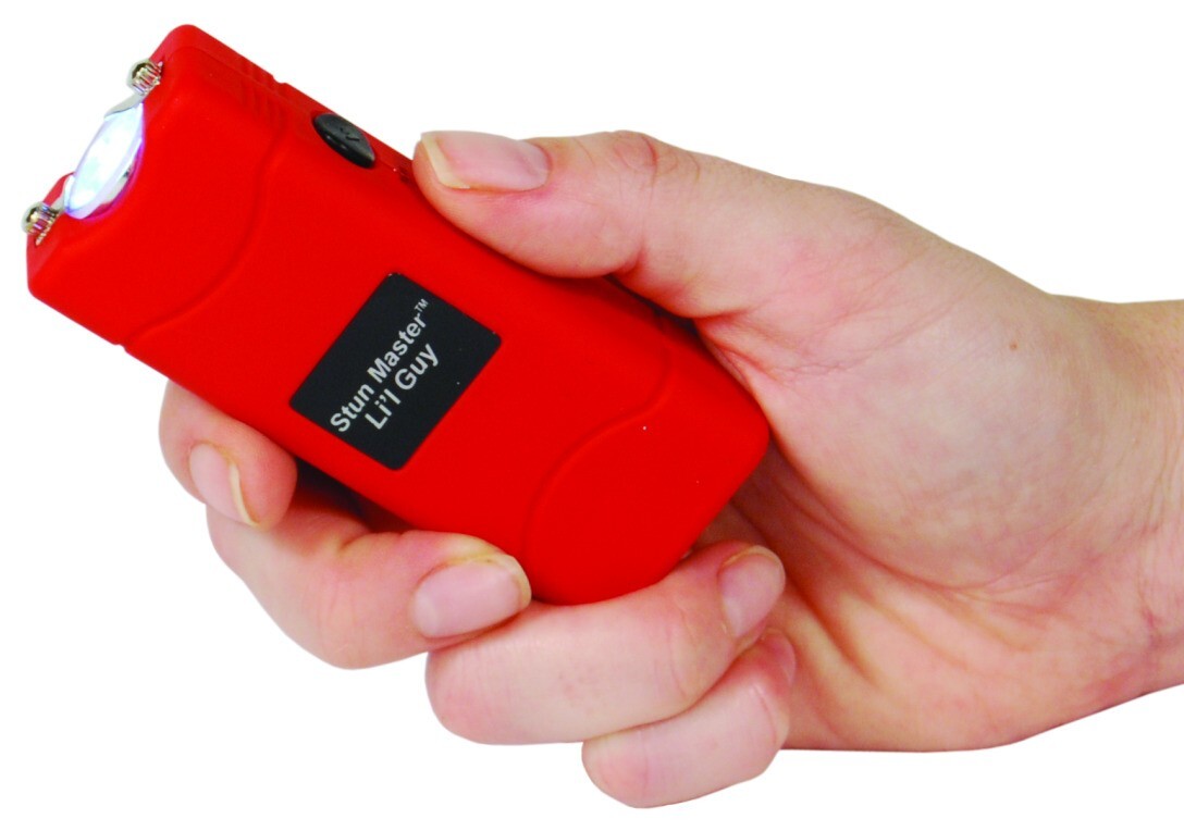 Video of Bundle of Four Li'l Guy Red Stun Guns and 4 Leatherette ...
