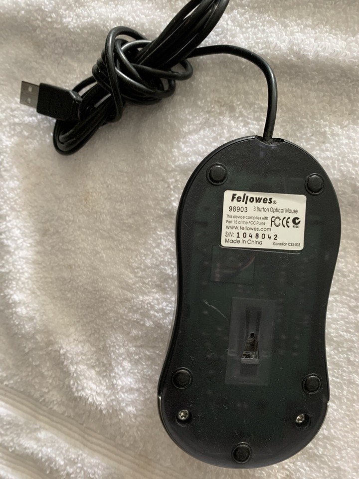 Fellowes 3 Button Optical Mouse S/N: 1048042 | ONN | USB | 3 Button