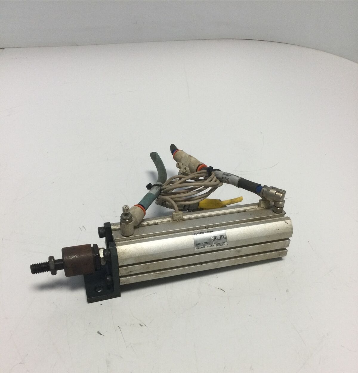 PRE-OWNED, SMC, CD55B25-100M, COMPACT CYLINDER, MAX 1.0 MPa, 2A1-8ES ...