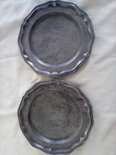 2 Crown Castle Ltd Pewter 10” Dinner Plates Queen Anne Made in USA ...