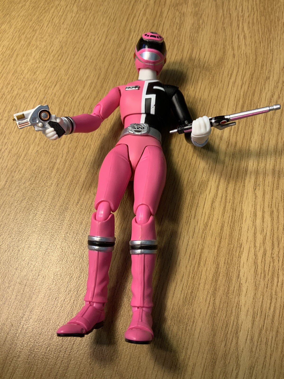 S.H. Figuarts Sentai Power Ranger SPD Dekaranger Deka Pink Tamashii ...
