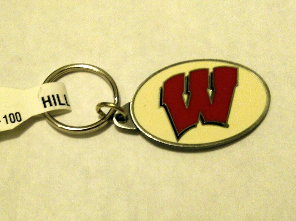 Wisconsin Badgers PREMIUM Pewter Medallion Keychain Key Chain ...