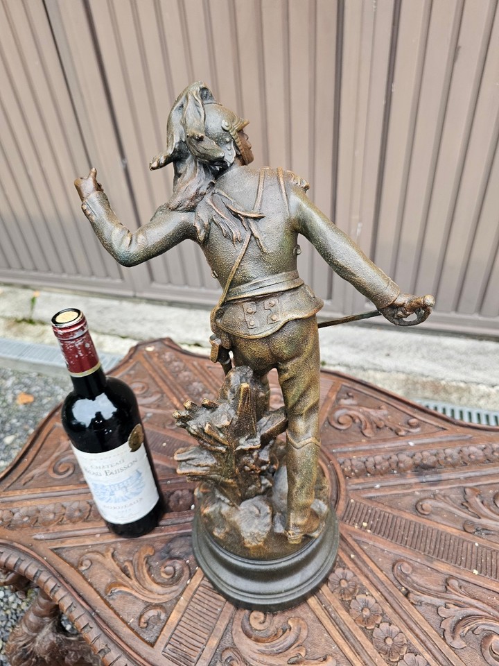 Antique Spelter Metal bronze patinated Warrior Soldier By Louis MOREAU ...
