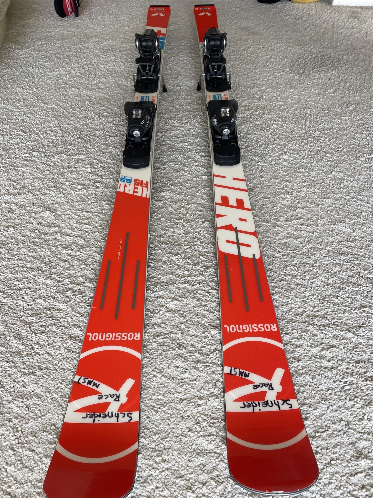 ROSSIGNOL GS race skis + bindings | 165 CM | VERY lightly used perfect ...