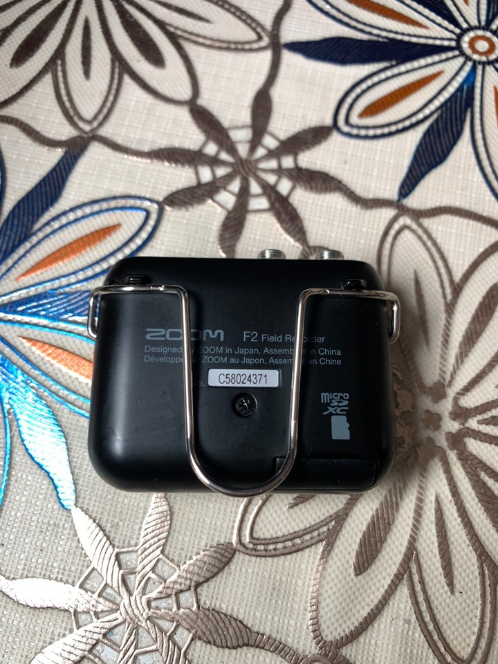 Zoom F2 Field Recorder with 32bit Float Recording & original lav mic ...
