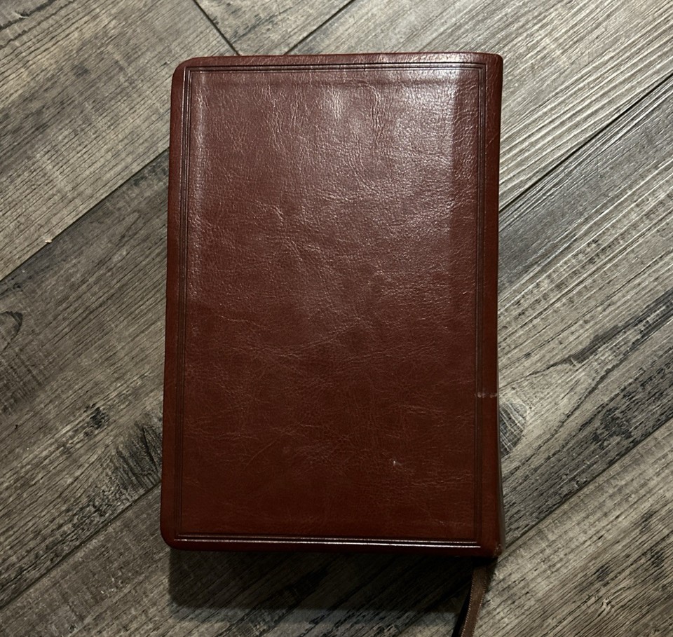 HCSB Personal Size Study Bible Holman Christian Stnrd Brown Cross Faux ...