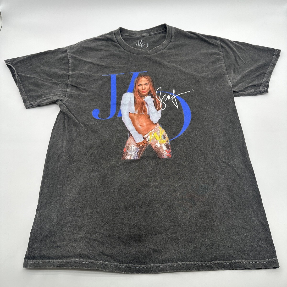 Jennifer Lopez Shirt Steal Jennifer Lopez's Style Effortlessly! Our