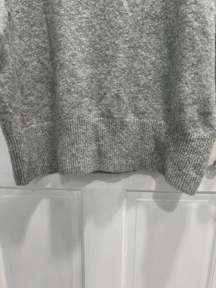 H&M Light Gray Puff 3/4 Sleeve Round Neck Sweater SIZE XL Womens Pre ...